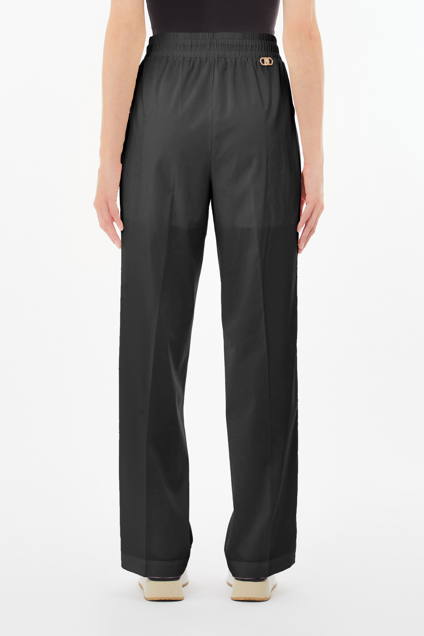 Boutique Manu - Abbigliamento - Calzature e Accessori